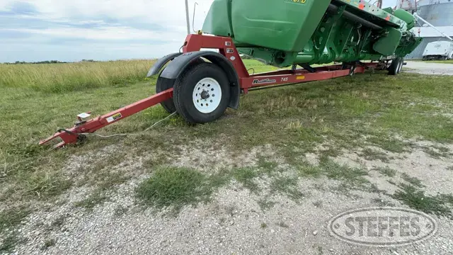 Steffes Group | Unverferth RoadRunner 745