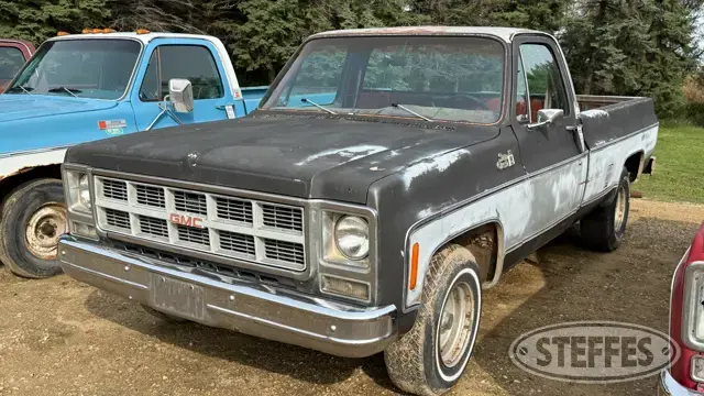 Steffes Group | 1979 GMC C15 Sierra Classic